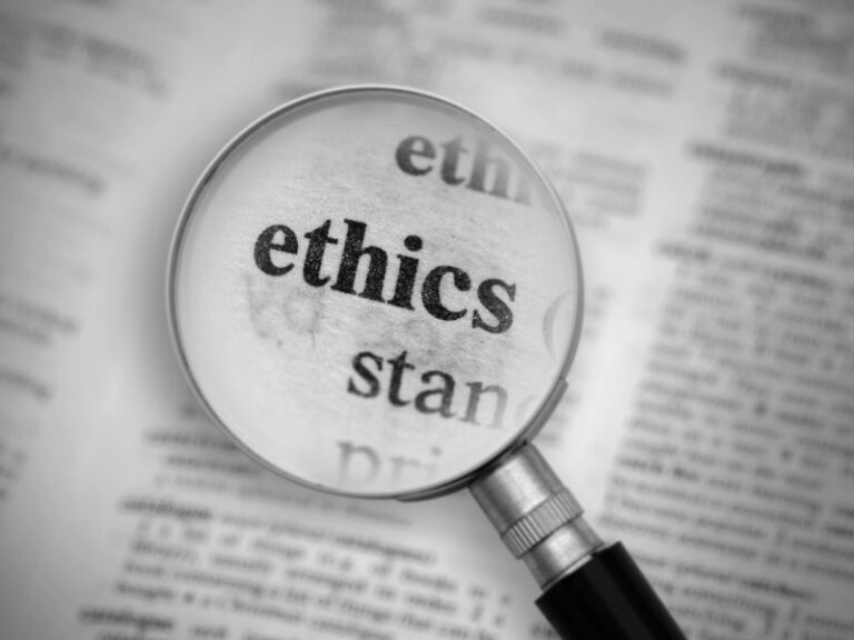 Etika dalam Desain Grafis - Artmosphere